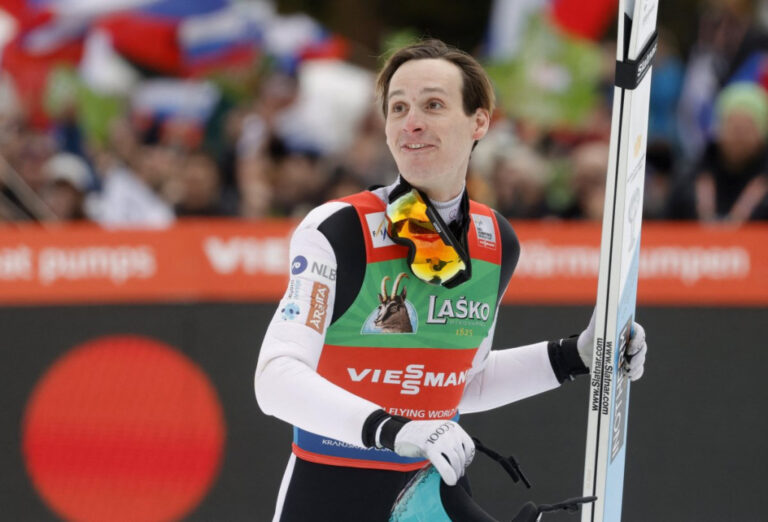 Slovenac Domen Prevc je novi svetski rekoder! Prevc leteo najduže ikada ...